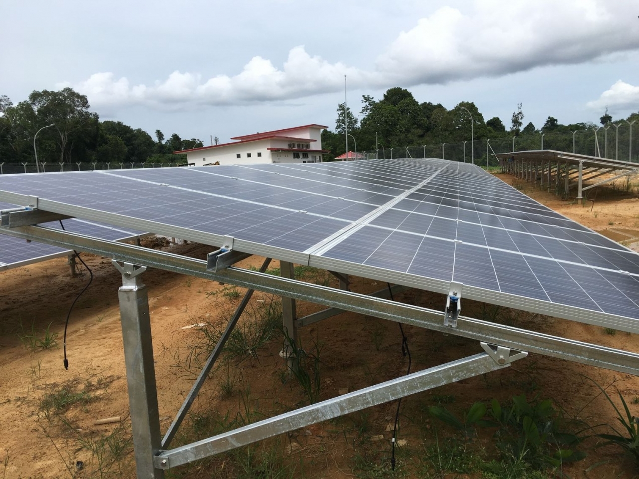 Empery Solar | Carbon Steel Single-pillar Mounting System | Solar ...